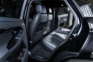 Black Land Rover Range Rover Evoque 2024 in Vilnius, with an engine capacity of 1.90 L and mileage of 8 thousand km for 47000 €, photo 33 on AUTOMOTO.COM.LV