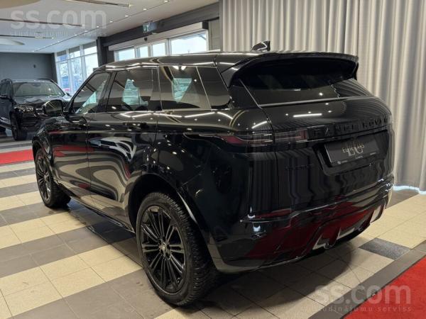 Melns Land Rover Range Rover Evoque 2025 Rīga, ar dzinēja tilpumu 2.00 L un nobraukumu 11 tūkst. km par 47990 €, foto 6 vietnē AUTOMOTO.COM.LV