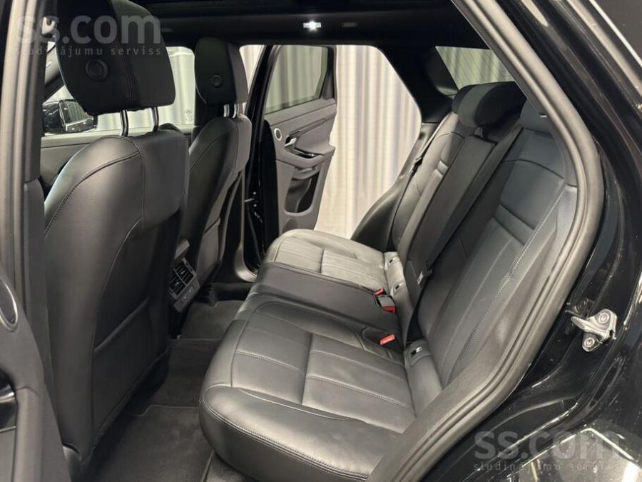 Melns Land Rover Range Rover Evoque 2025 Rīga, ar dzinēja tilpumu 2.00 L un nobraukumu 11 tūkst. km par 47990 €, foto 23 vietnē AUTOMOTO.COM.LV