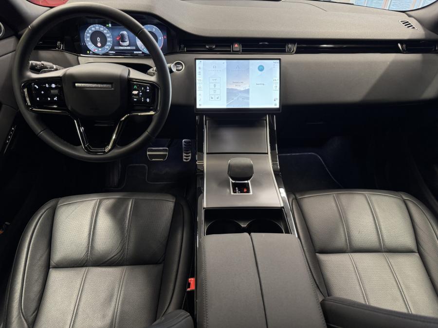 Melns Land Rover Range Rover Evoque 2025 Rīga, ar dzinēja tilpumu 2.00 L un nobraukumu 14 tūkst. km par 45990 €, foto 14 vietnē AUTOMOTO.COM.LV