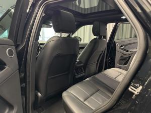 Melns Land Rover Range Rover Evoque 2025 Rīga, ar dzinēja tilpumu 2.00 L un nobraukumu 14 tūkst. km par 45990 €, foto 21 vietnē AUTOMOTO.COM.LV