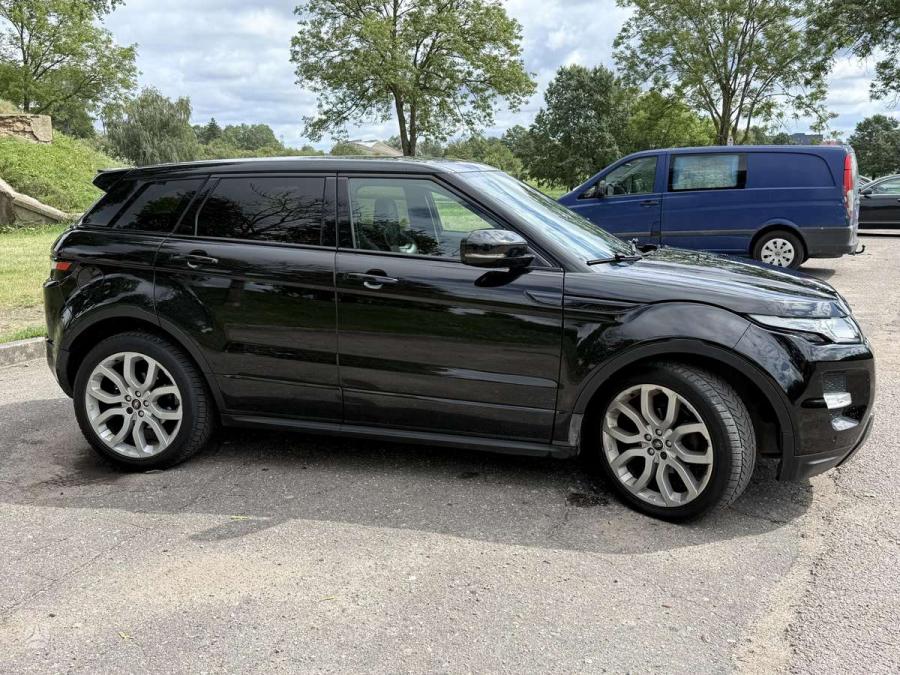 Black Land Rover Range Rover Evoque 2012 in Kaunas, with an engine capacity of 2.20 L and mileage of 173 thousand km for 11000 €, photo 5 on AUTOMOTO.COM.LV