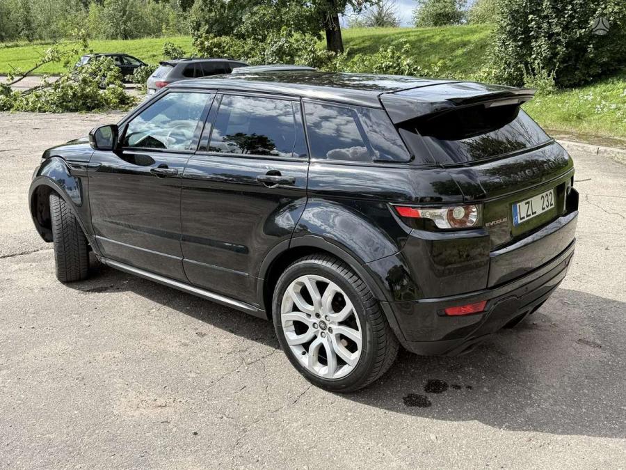 Black Land Rover Range Rover Evoque 2012 in Kaunas, with an engine capacity of 2.20 L and mileage of 173 thousand km for 11000 €, photo 6 on AUTOMOTO.COM.LV