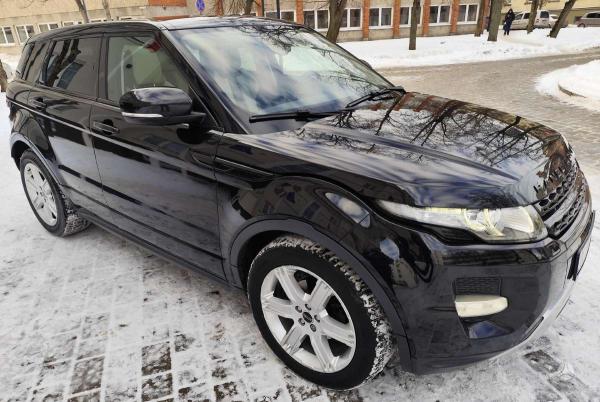 Black Land Rover Range Rover Evoque 2012 in Klaipeda, with an engine capacity of 2.20 L and mileage of 141 thousand km for 12350 €, photo 3 on AUTOMOTO.COM.LV