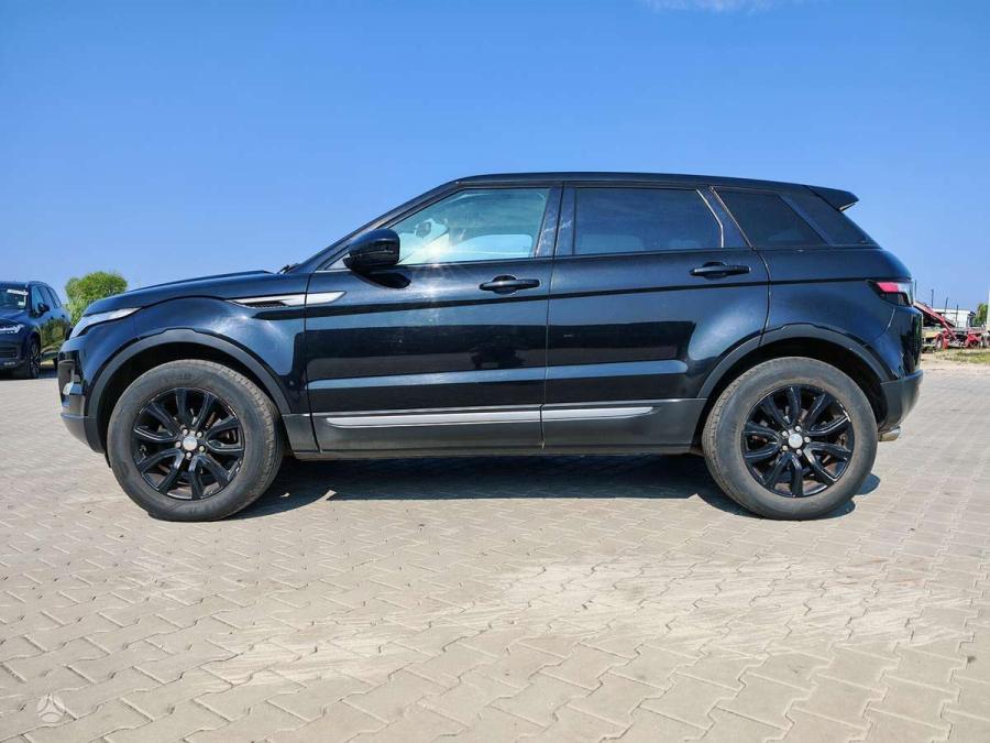 Black Land Rover Range Rover Evoque 2014 in Kaunas, with an engine capacity of 2.18 L and mileage of 154 thousand km for 3999 €, photo 5 on AUTOMOTO.COM.LV