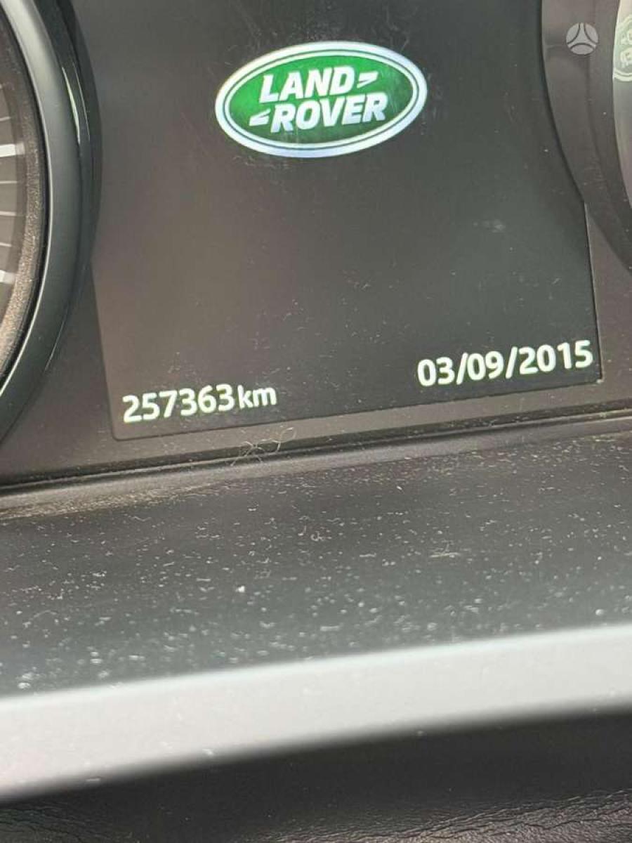 Melns Land Rover Range Rover Evoque 2017 Kuldīga, ar dzinēja tilpumu 0.00 L un nobraukumu 258 tūkst. km par 11400 €, foto 10 vietnē AUTOMOTO.COM.LV