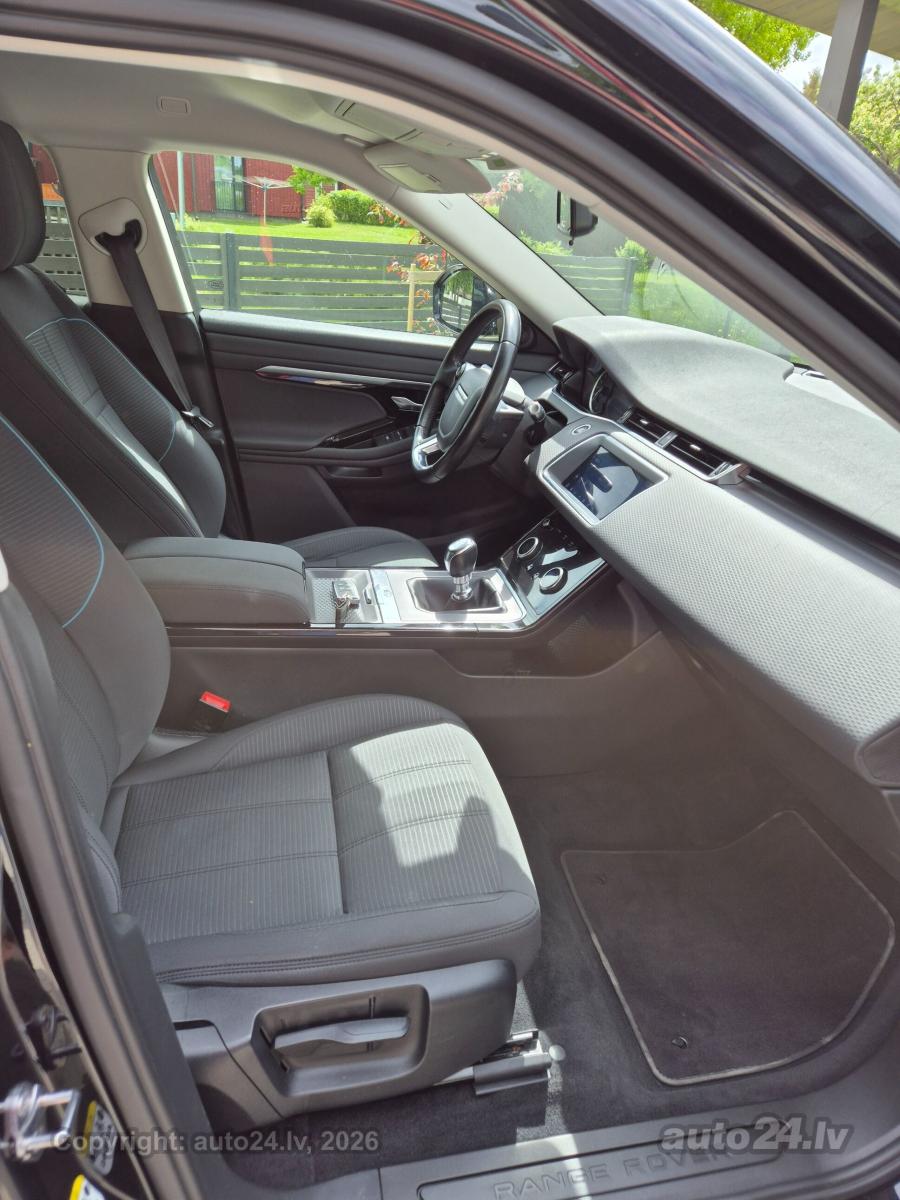 Melns Land Rover Range Rover Evoque 2020 Tallina, ar dzinēja tilpumu 2.00 L un nobraukumu 97 tūkst. km par 24500 €, foto 9 vietnē AUTOMOTO.COM.LV
