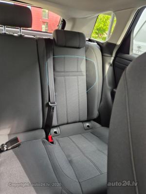 Melns Land Rover Range Rover Evoque 2020 Tallina, ar dzinēja tilpumu 2.00 L un nobraukumu 97 tūkst. km par 24500 €, foto 23 vietnē AUTOMOTO.COM.LV