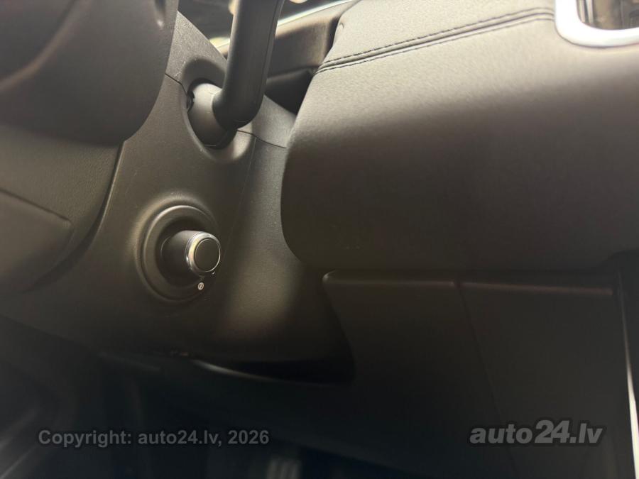 Melns Land Rover Range Rover Evoque 2020 Tallina, ar dzinēja tilpumu 2.00 L un nobraukumu 209 tūkst. km par 15990 €, foto 22 vietnē AUTOMOTO.COM.LV