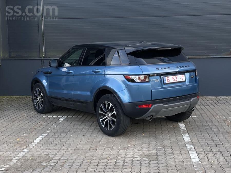 Blue Land Rover Range Rover Evoque 2012 in Riga, with an engine capacity of 2.20 L and mileage of 177 thousand km for 8490 €, photo 5 on AUTOMOTO.COM.LV