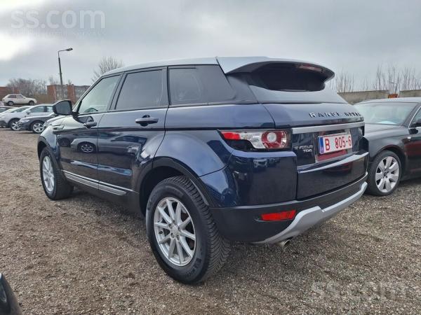 Zils Land Rover Range Rover Evoque 2014 Daugavpils, ar dzinēja tilpumu 2.20 L un nobraukumu 0 tūkst. km par 9200 €, foto 6 vietnē AUTOMOTO.COM.LV