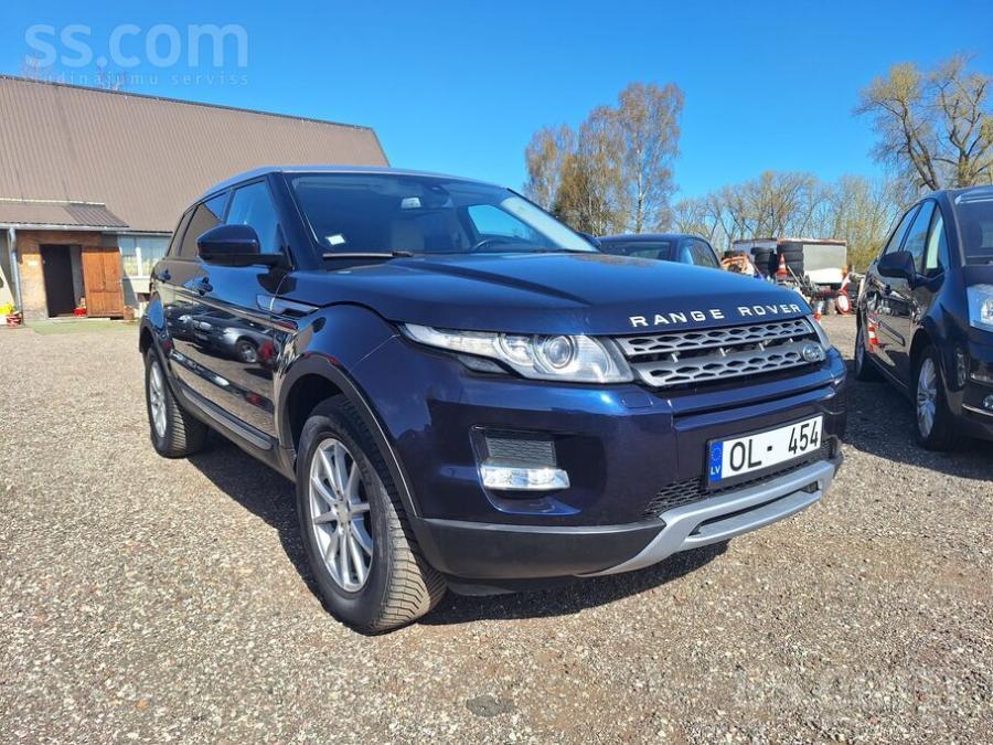 Zils Land Rover Range Rover Evoque 2014 Daugavpils, ar dzinēja tilpumu 2.20 L un nobraukumu 0 tūkst. km par 9250 €, foto 4 vietnē AUTOMOTO.COM.LV