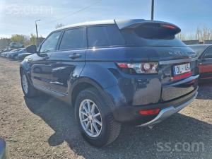 Zils Land Rover Range Rover Evoque 2014 Daugavpils, ar dzinēja tilpumu 2.20 L un nobraukumu 0 tūkst. km par 9250 €, foto 7 vietnē AUTOMOTO.COM.LV