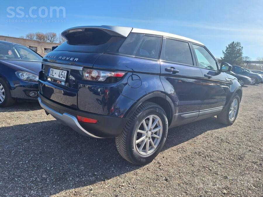 Zils Land Rover Range Rover Evoque 2014 Daugavpils, ar dzinēja tilpumu 2.20 L un nobraukumu 0 tūkst. km par 9250 €, foto 8 vietnē AUTOMOTO.COM.LV