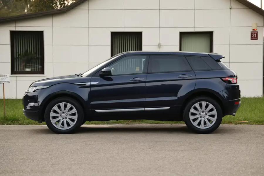 Blue Land Rover Range Rover Evoque 2014 in Jelgava, with an engine capacity of 2.20 L and mileage of 208 thousand km for 9600 €, photo 12 on AUTOMOTO.COM.LV
