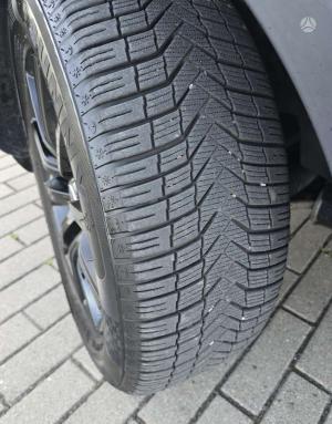 Blue Land Rover Range Rover Evoque 2014 in Panevezys, with an engine capacity of 2.18 L and mileage of 265 thousand km for 8599 €, photo 31 on AUTOMOTO.COM.LV