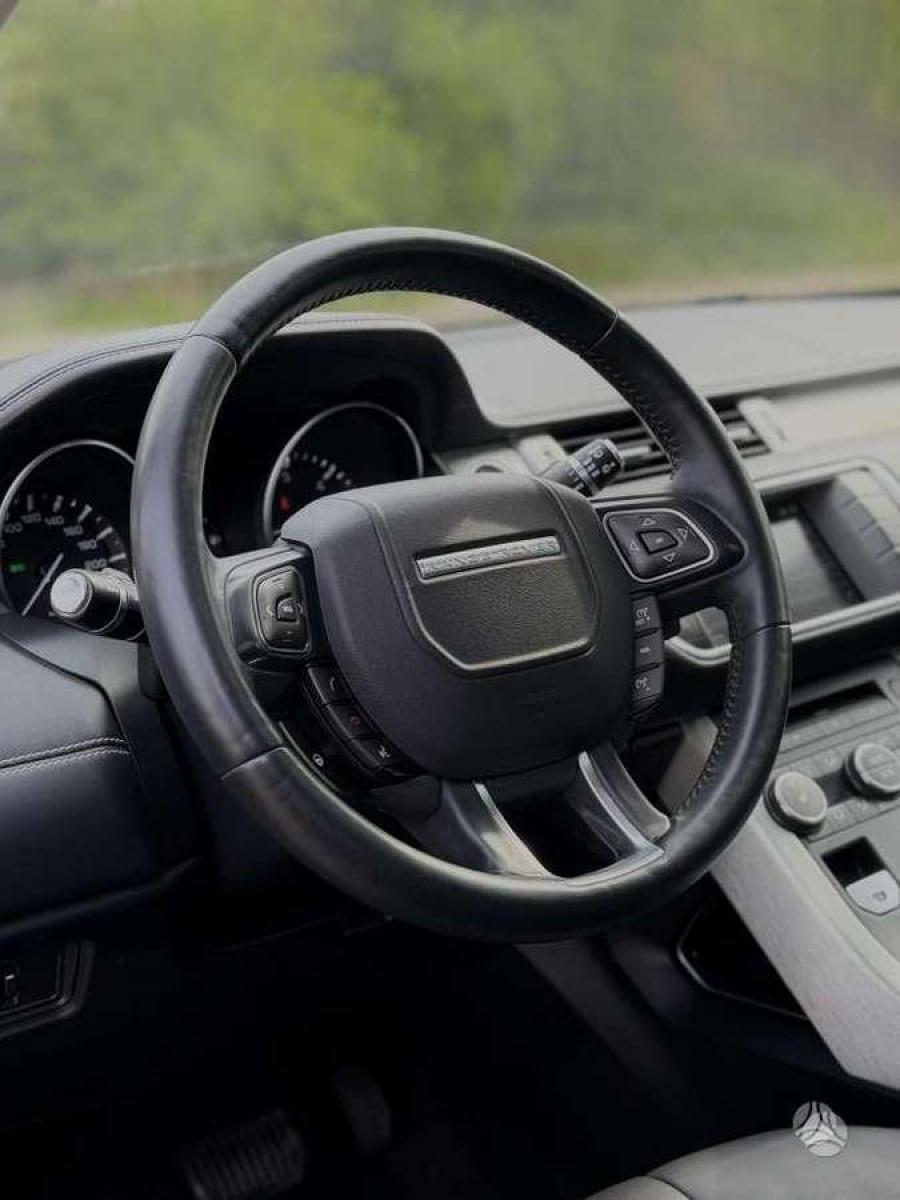Blue Land Rover Range Rover Evoque 2014 in Siauliai, with an engine capacity of 2.18 L and mileage of 257 thousand km for 14450 €, photo 23 on AUTOMOTO.COM.LV