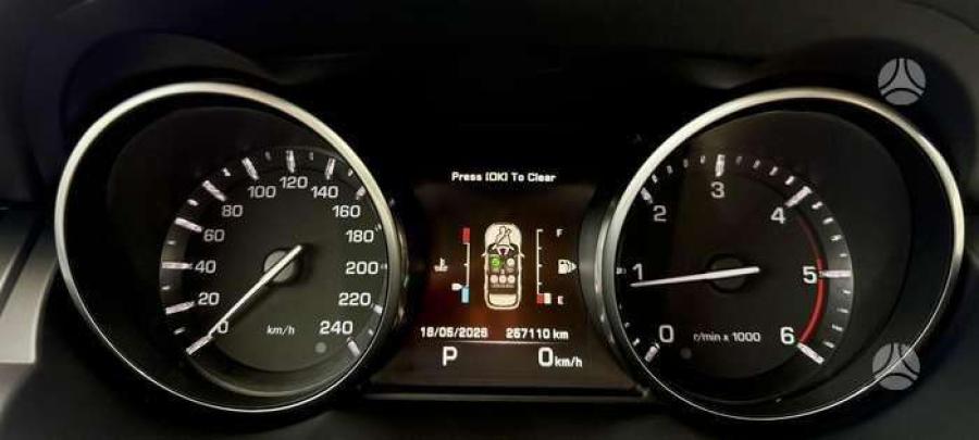 Zils Land Rover Range Rover Evoque 2014 Šauļi, ar dzinēja tilpumu 2.18 L un nobraukumu 257 tūkst. km par 14450 €, foto 35 vietnē AUTOMOTO.COM.LV