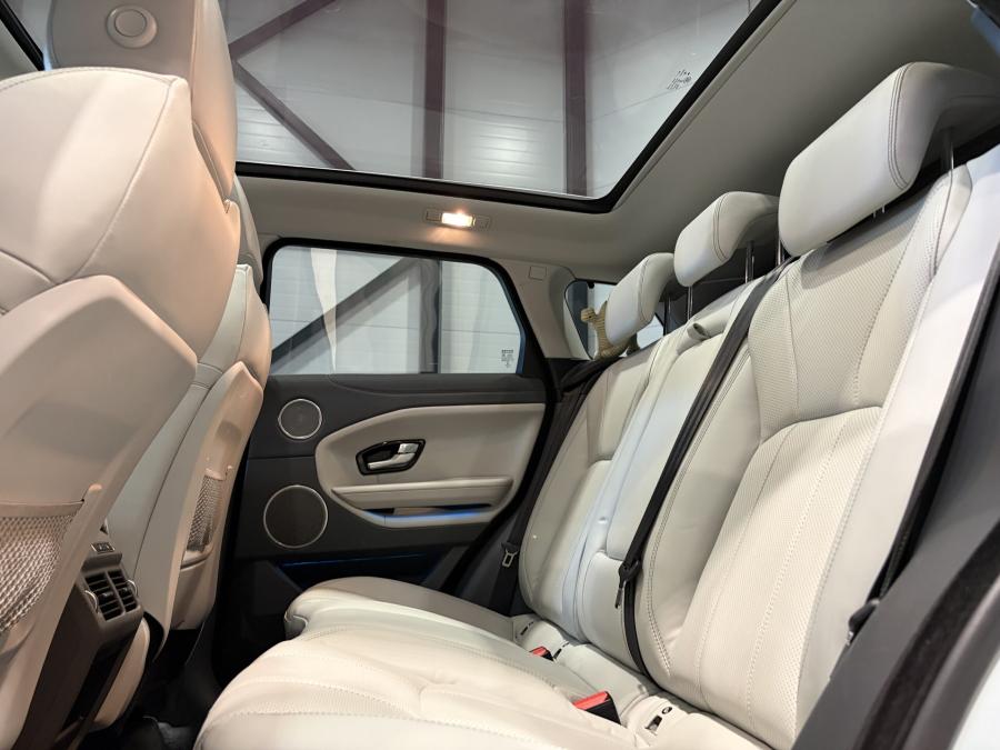 Blue Land Rover Range Rover Evoque 2016 in Riga, with an engine capacity of 2.00 L and mileage of 94 thousand km for 13900 €, photo 23 on AUTOMOTO.COM.LV
