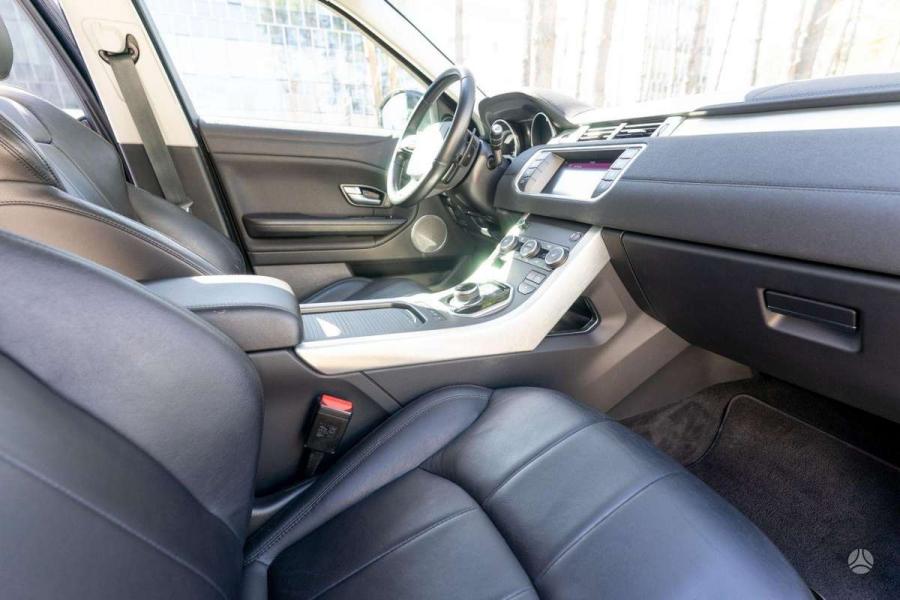 Blue Land Rover Range Rover Evoque 2017 in Vilnius, with an engine capacity of 2.00 L and mileage of 184 thousand km for 12300 €, photo 12 on AUTOMOTO.COM.LV