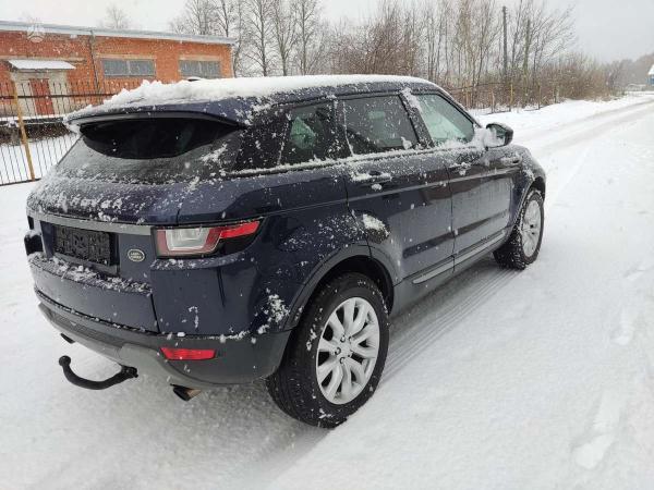Blue Land Rover Range Rover Evoque 2017 in Ukmerge, with an engine capacity of 2.00 L and mileage of 230 thousand km for 7800 €, photo 4 on AUTOMOTO.COM.LV