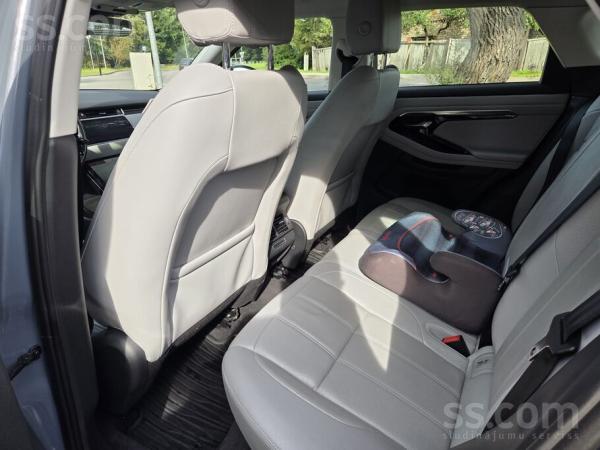 Zils Land Rover Range Rover Evoque 2021 Rīga, ar dzinēja tilpumu 2.00 L un nobraukumu 34 tūkst. km par 26000 €, foto 2 vietnē AUTOMOTO.COM.LV