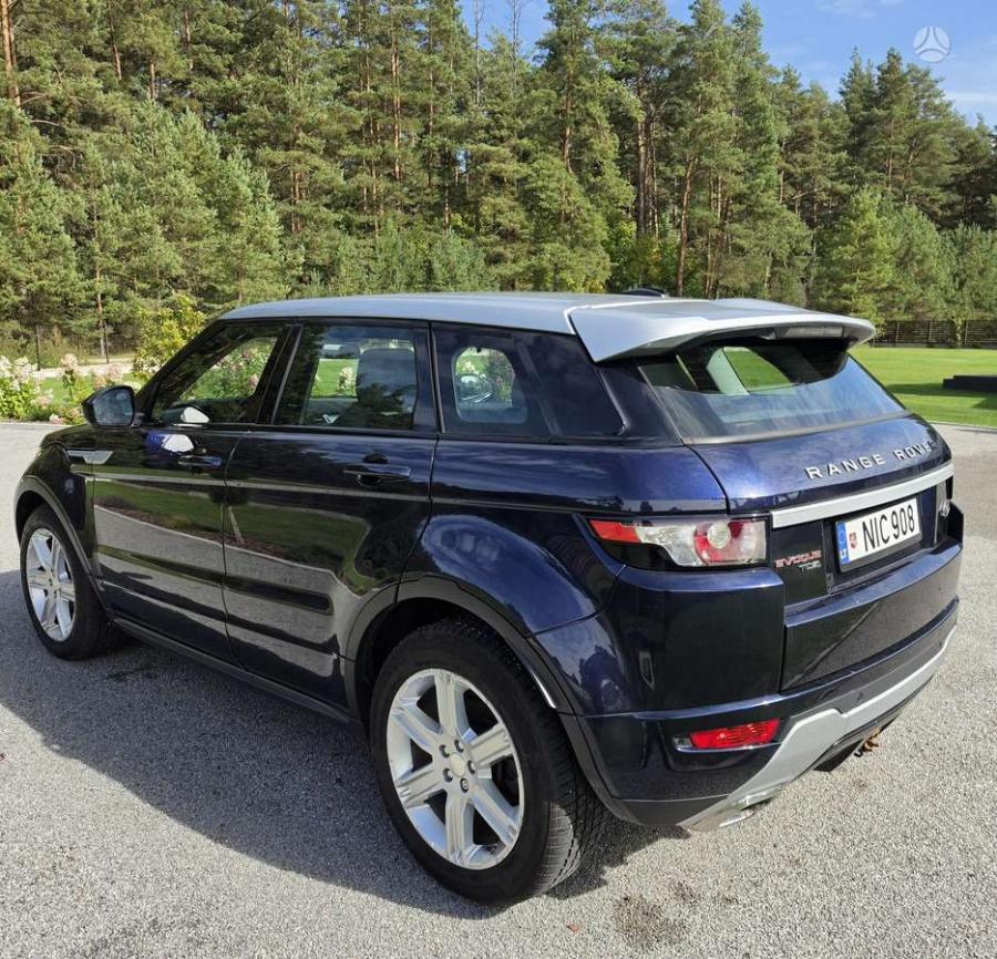 Blue Land Rover Range Rover Evoque 2015 in Nemencine, with an engine capacity of 2.18 L and mileage of 241 thousand km for 10500 €, photo 5 on AUTOMOTO.COM.LV