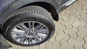 Brūns Land Rover Range Rover Evoque 2012 Rīga, ar dzinēja tilpumu 2.20 L un nobraukumu 215 tūkst. km par 10650 €, foto 6 vietnē AUTOMOTO.COM.LV