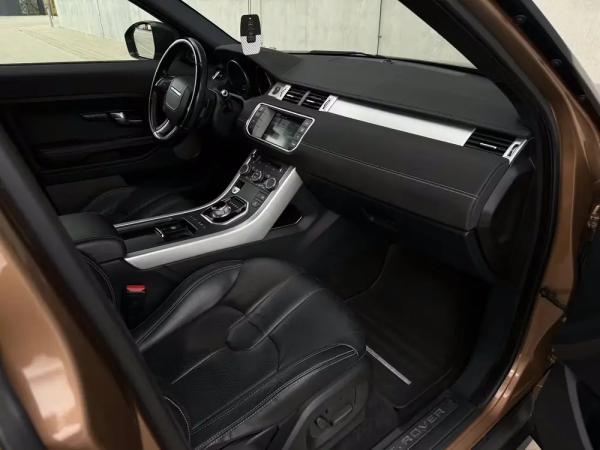 Brown Land Rover Range Rover Evoque 2014 in Riga, with an engine capacity of 2.20 L and mileage of 169 thousand km for 7200 €, photo 9 on AUTOMOTO.COM.LV