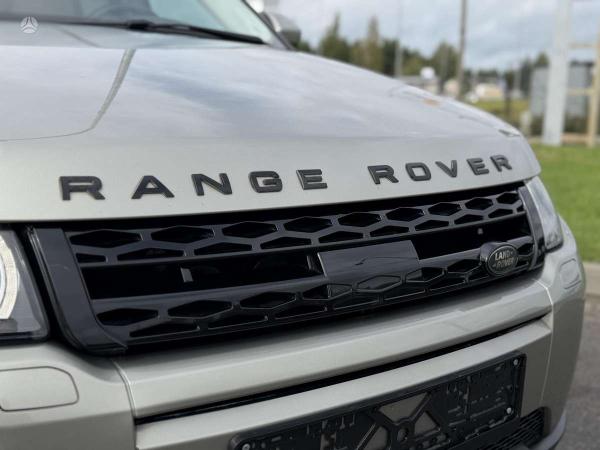 Brown Land Rover Range Rover Evoque 2014 in Utena, with an engine capacity of 2.18 L and mileage of 241 thousand km for 10350 €, photo 4 on AUTOMOTO.COM.LV