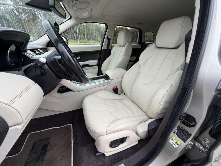 Brūns Land Rover Range Rover Evoque 2014 Utena, ar dzinēja tilpumu 2.18 L un nobraukumu 242 tūkst. km par 9750 €, foto 17 vietnē AUTOMOTO.COM.LV
