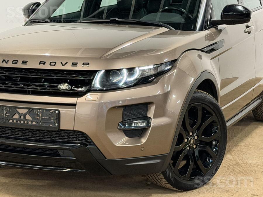 Brown Land Rover Range Rover Evoque 2015 in Jurmala, with an engine capacity of 2.20 L and mileage of 293 thousand km for 13895 €, photo 2 on AUTOMOTO.COM.LV