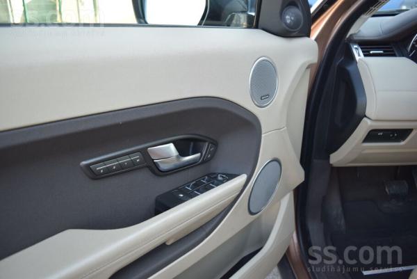 Brown Land Rover Range Rover Evoque 2015 in Riga, with an engine capacity of 2.20 L and mileage of 171 thousand km for 11500 €, photo 8 on AUTOMOTO.COM.LV