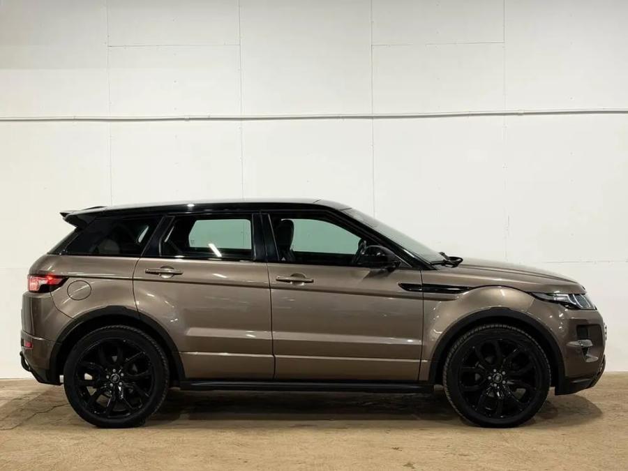 Brown Land Rover Range Rover Evoque 2015 in Jurmala, with an engine capacity of 2.20 L and mileage of 293 thousand km for 12450 €, photo 13 on AUTOMOTO.COM.LV