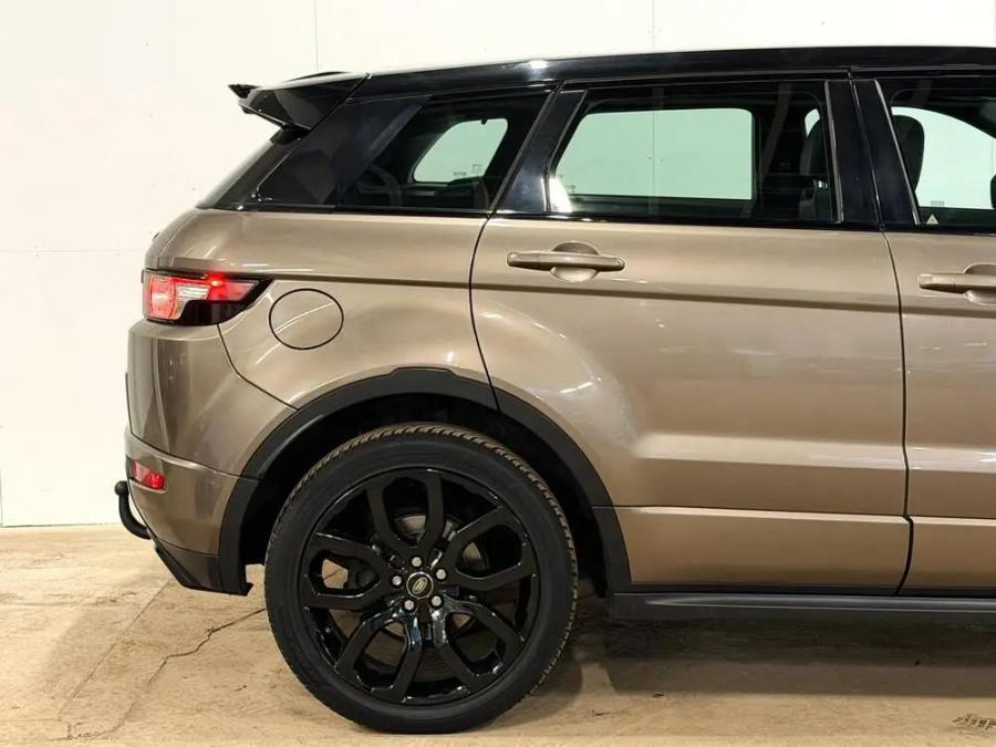 Brown Land Rover Range Rover Evoque 2015 in Jurmala, with an engine capacity of 2.20 L and mileage of 293 thousand km for 12450 €, photo 14 on AUTOMOTO.COM.LV