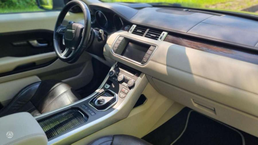 Brown Land Rover Range Rover Evoque 2015 in Taurage, with an engine capacity of 2.18 L and mileage of 174 thousand km for 9900 €, photo 14 on AUTOMOTO.COM.LV