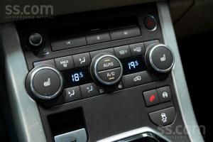 Brown Land Rover Range Rover Evoque 2015 in Riga, with an engine capacity of 2.20 L and mileage of 167 thousand km for 8990 €, photo 17 on AUTOMOTO.COM.LV