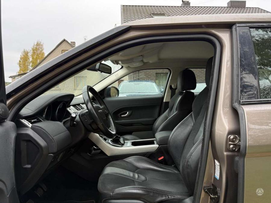 Brown Land Rover Range Rover Evoque 2015 in Kaunas, with an engine capacity of 2.18 L and mileage of 190 thousand km for 8950 €, photo 11 on AUTOMOTO.COM.LV