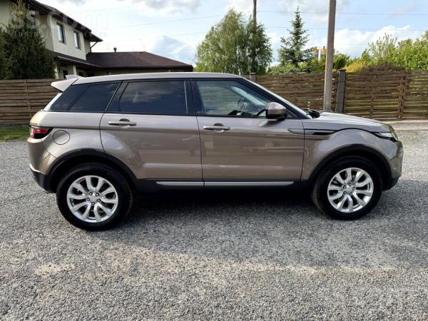 Brown Land Rover Range Rover Evoque 2016 in Saldus, with an engine capacity of 2.00 L and mileage of 148 thousand km for 17180 €, photo 4 on AUTOMOTO.COM.LV