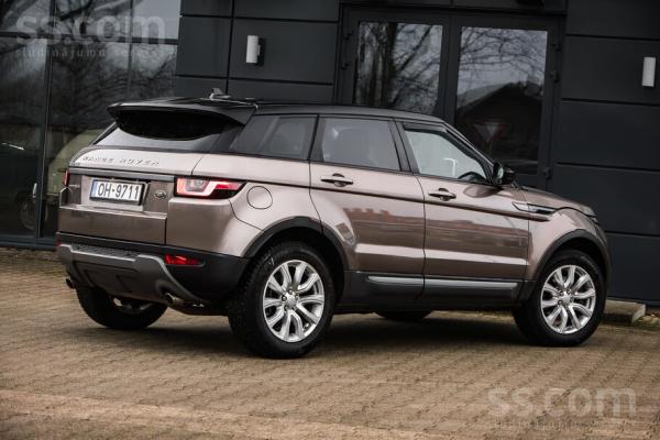 Brown Land Rover Range Rover Evoque 2016 in Jelgava, with an engine capacity of 2.00 L and mileage of 178 thousand km for 14999 €, photo 10 on AUTOMOTO.COM.LV