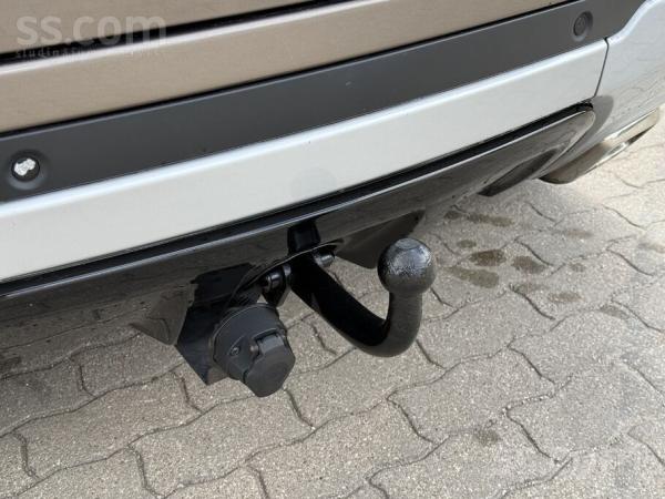 Brūns Land Rover Range Rover Evoque 2016 Rīga, ar dzinēja tilpumu 2.00 L un nobraukumu 127 tūkst. km par 9490 €, foto 8 vietnē AUTOMOTO.COM.LV