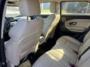 Brown Land Rover Range Rover Evoque 2016 in Alytus, with an engine capacity of 2.00 L and mileage of 196 thousand km for 5999 €, photo 10 on AUTOMOTO.COM.LV