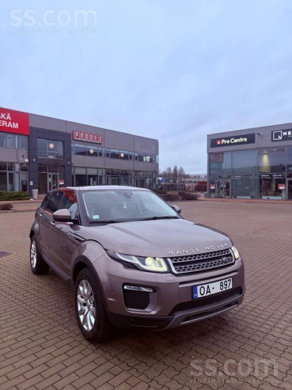 Brown Land Rover Range Rover Evoque 2017 in Riga, with an engine capacity of 2.00 L and mileage of 172 thousand km for 12990 €, photo 1 on AUTOMOTO.COM.LV