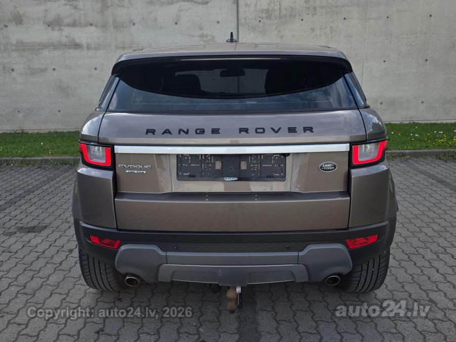 Brown Land Rover Range Rover Evoque 2017 in Viljandi, with an engine capacity of 2.00 L and mileage of 118 thousand km for 14999 €, photo 5 on AUTOMOTO.COM.LV