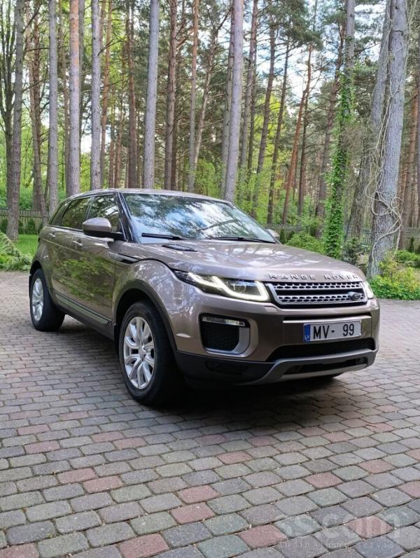 Brūns Land Rover Range Rover Evoque 2017 Liepāja, ar dzinēja tilpumu 2.00 L un nobraukumu 107 tūkst. km par 18000 €, foto 1 vietnē AUTOMOTO.COM.LV