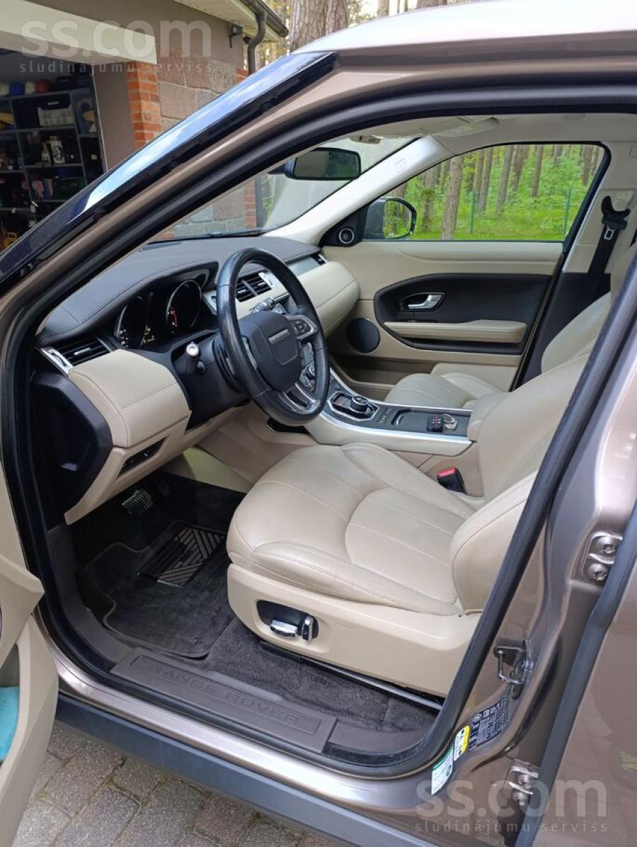 Brūns Land Rover Range Rover Evoque 2017 Liepāja, ar dzinēja tilpumu 2.00 L un nobraukumu 107 tūkst. km par 18000 €, foto 9 vietnē AUTOMOTO.COM.LV