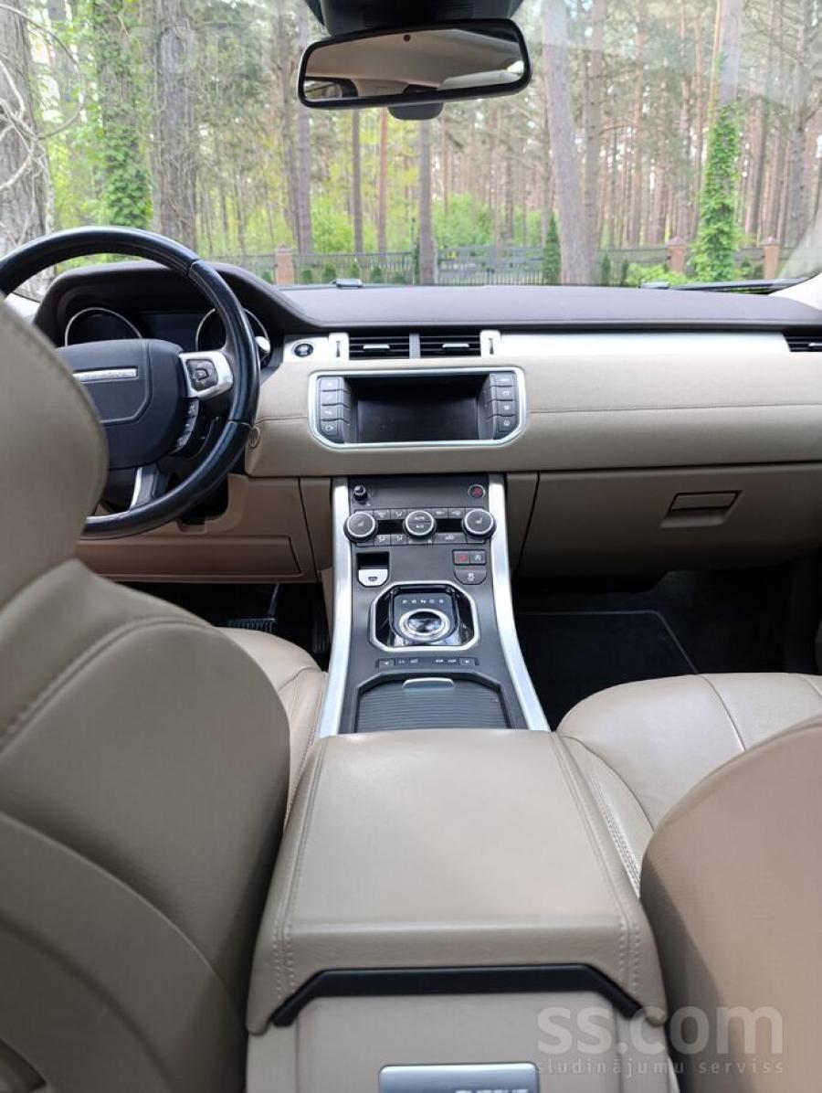 Brūns Land Rover Range Rover Evoque 2017 Liepāja, ar dzinēja tilpumu 2.00 L un nobraukumu 107 tūkst. km par 18000 €, foto 13 vietnē AUTOMOTO.COM.LV
