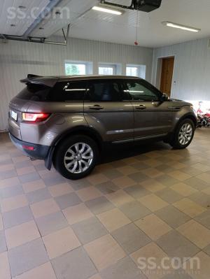 Brūns Land Rover Range Rover Evoque 2017 Liepāja, ar dzinēja tilpumu 2.00 L un nobraukumu 107 tūkst. km par 18000 €, foto 16 vietnē AUTOMOTO.COM.LV