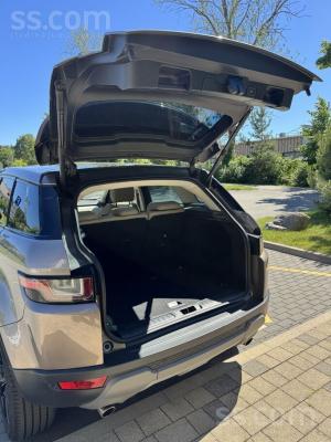 Brown Land Rover Range Rover Evoque 2017 in Riga, with an engine capacity of 2.00 L and mileage of 130 thousand km for 15900 €, photo 15 on AUTOMOTO.COM.LV
