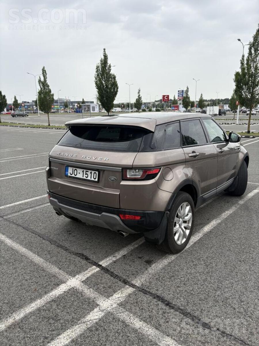 Brūns Land Rover Range Rover Evoque 2017 Rīga, ar dzinēja tilpumu 2.00 L un nobraukumu 144 tūkst. km par 14999 €, foto 4 vietnē AUTOMOTO.COM.LV